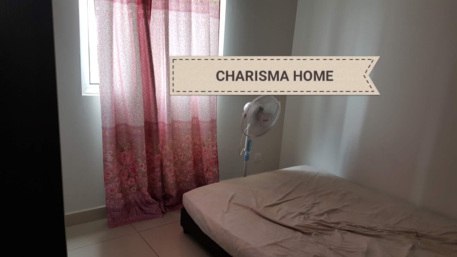 CHARISMA VACATION : CHARISMA HOME - INTERNAL ROOM AND LIVING ROOM VIEW