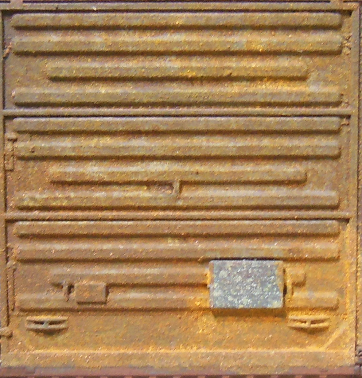 JSSX Railway: Rusted Boxcar Doors