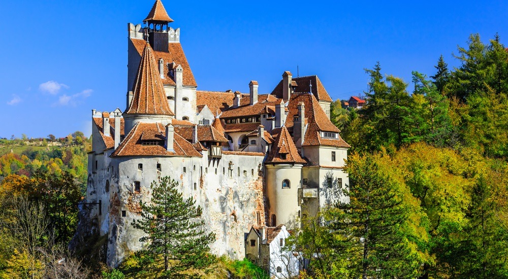 Bran Castle, Visit to Dracula's Castle (with Map & Photos)