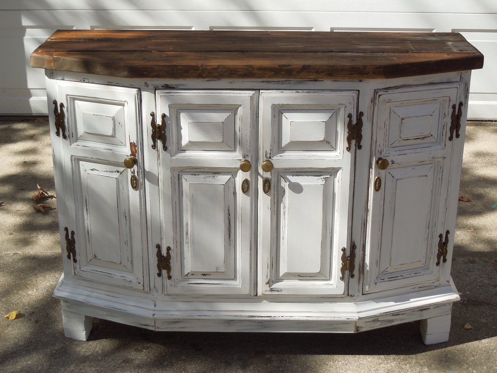 Tattered Lantern: White Rustic Buffet 195.00 $235.00 if I deliver (sold)