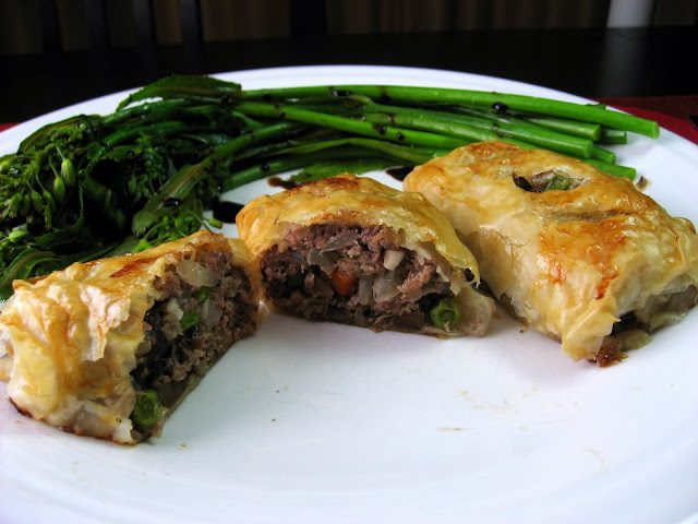 Robyn Cooks: Phyllo-Wrapped Ground Beef and Vegetable Pastries