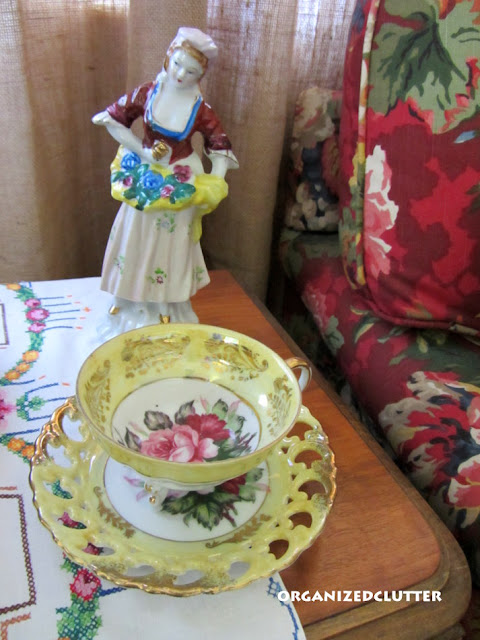 Tea Time 10 - Royal Sealy Three Footed - Organized Clutter