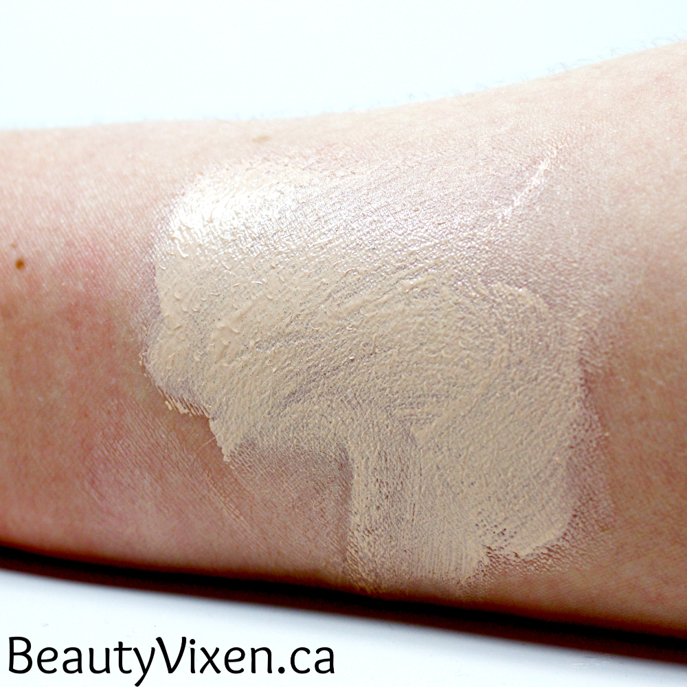 Beauty Vixen: L'oreal Infallible Pro-Matte Foundation and Powder Review