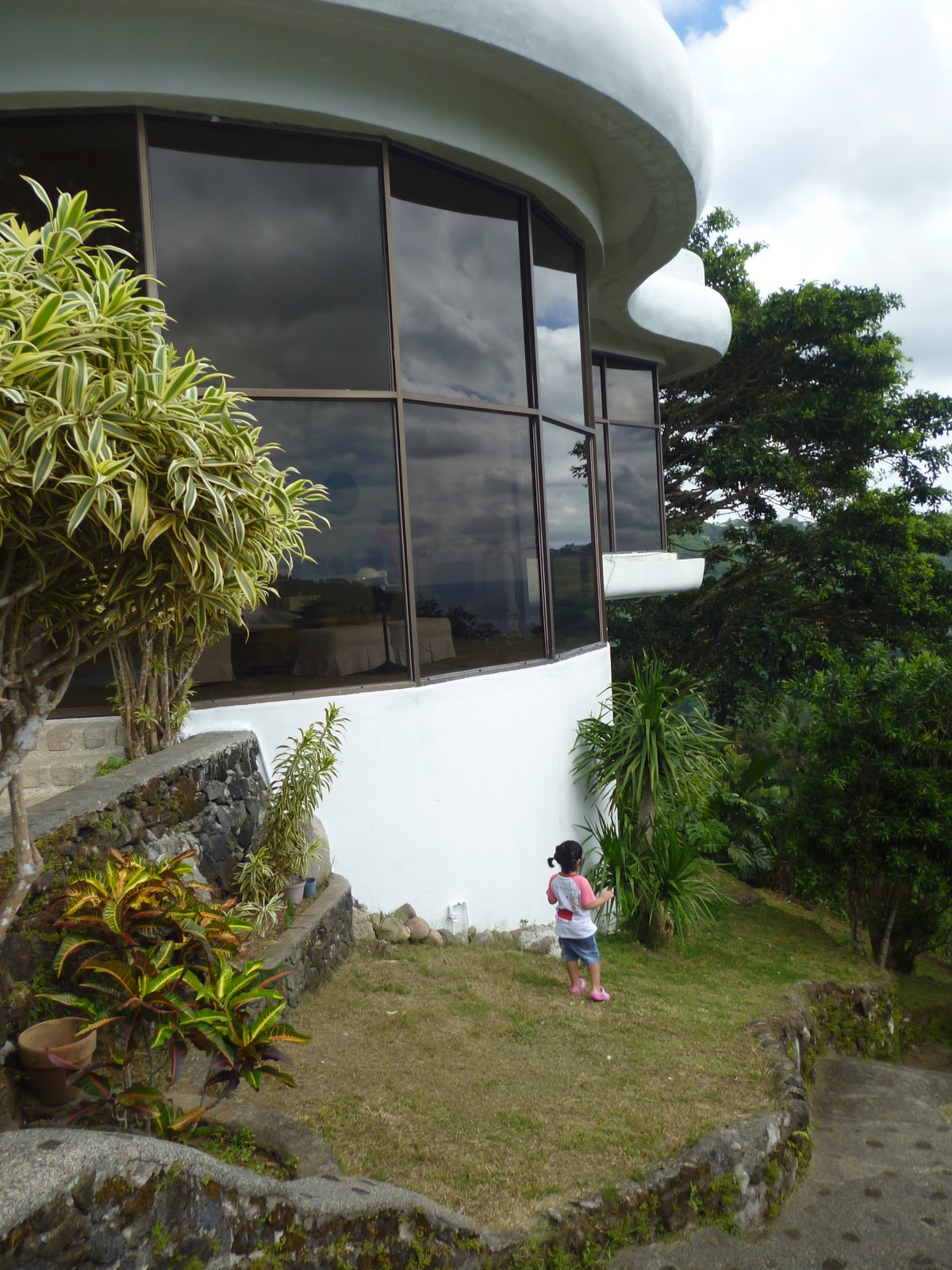 Tales and Stories of the 10,000 wpm Talking Mommah