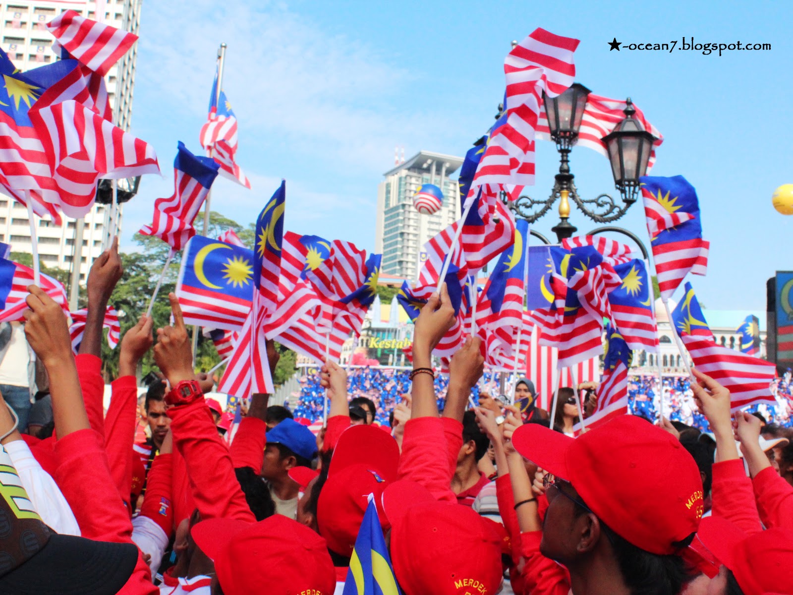 Lucky 7 || 时光「记」 「迹」: 国庆趴趴走：（二）默迪卡独立广场国庆庆典（Merdeka Independent Day ...