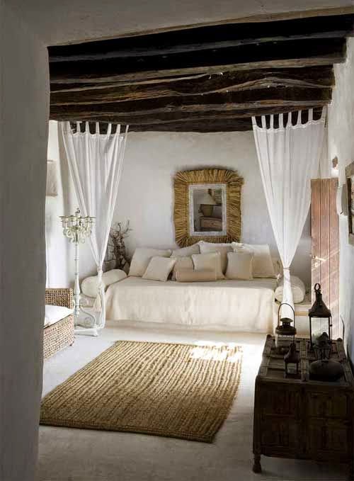 Eye For Design: Decorating With Divans