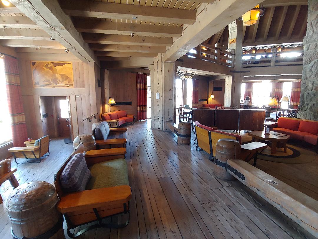 Travels with Winnie: Mt Hood - Timberline Lodge part 1