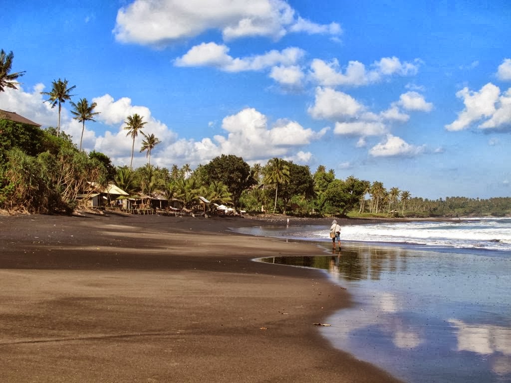 Balian Beach , The Surfers Paradise in Tabanan ~ Feel in Bali