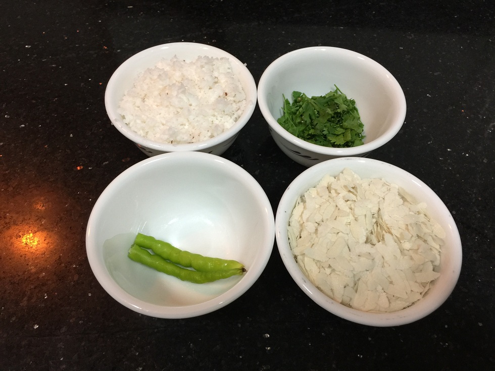 AMU'S RECIPES: Savoury Poha (Tikhat Pohe)