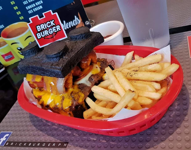 BRICK BURGER: where you can eat a Lego - It's More Fun With Juan