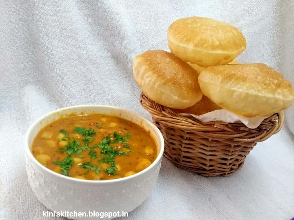 Poori with Chana Masala Curry
