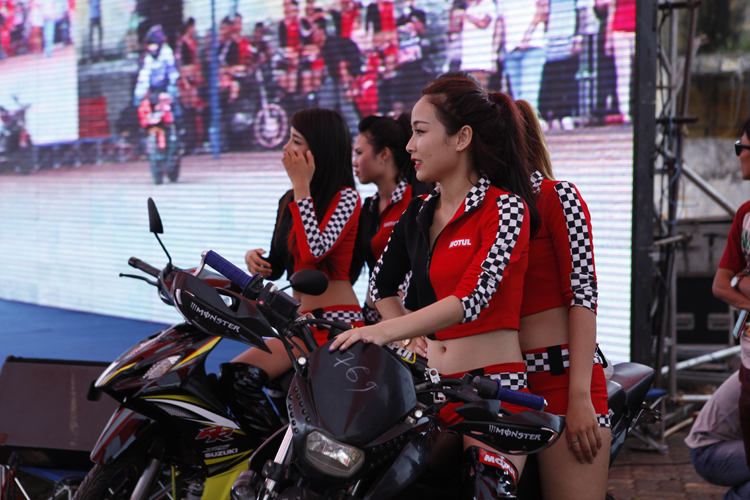 Motul girl at Motul Stunt fest - Asian Girl