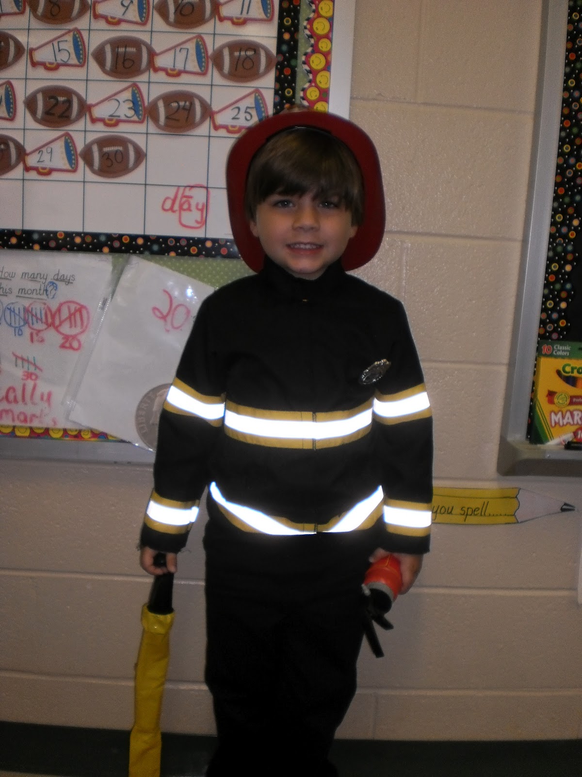 Reasons to Smile in Kindergarten: Community Helper Parade