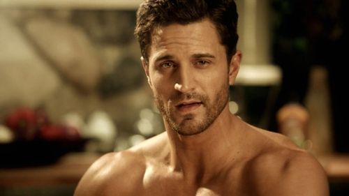 VJBrendan.com: Let's Get Zesty With Actor Anderson Davis