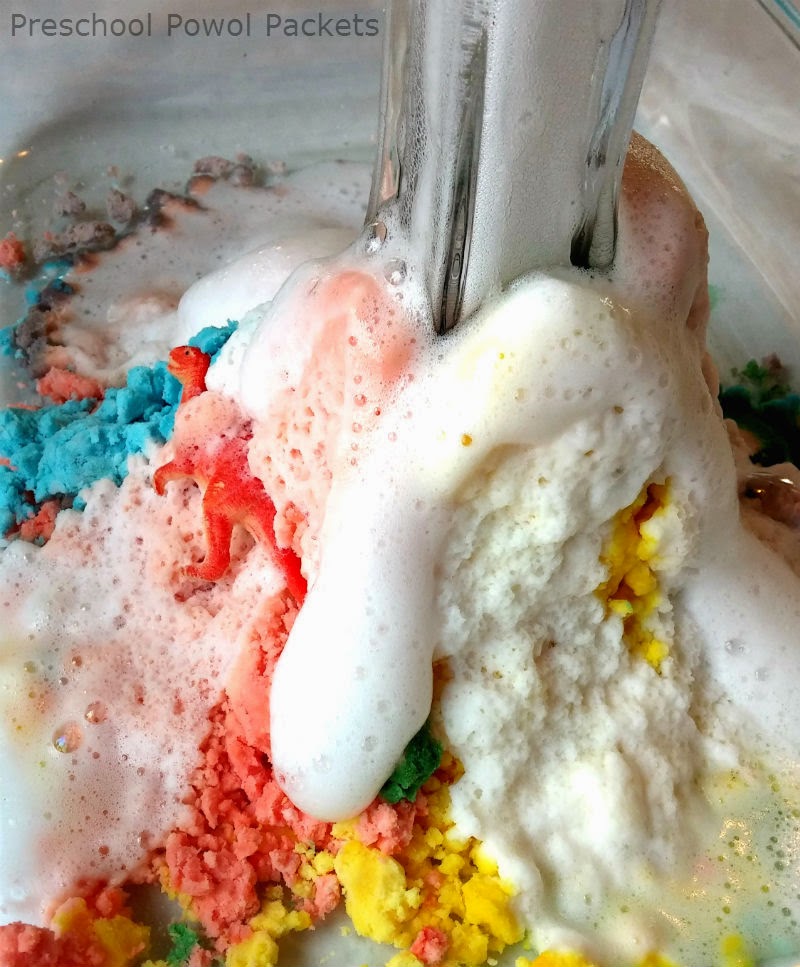 Preschool Science Experiment: Rainbow Volcano | Preschool Powol Packets