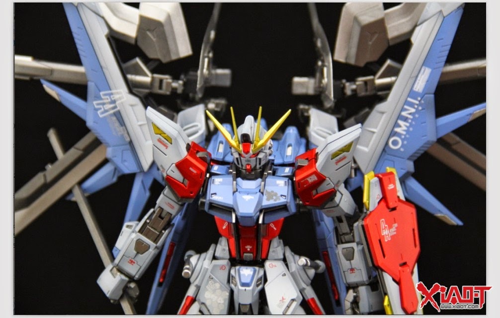 MG 1/100 Build Strike Gundam + Universe Booster + Homemade Backpack ...