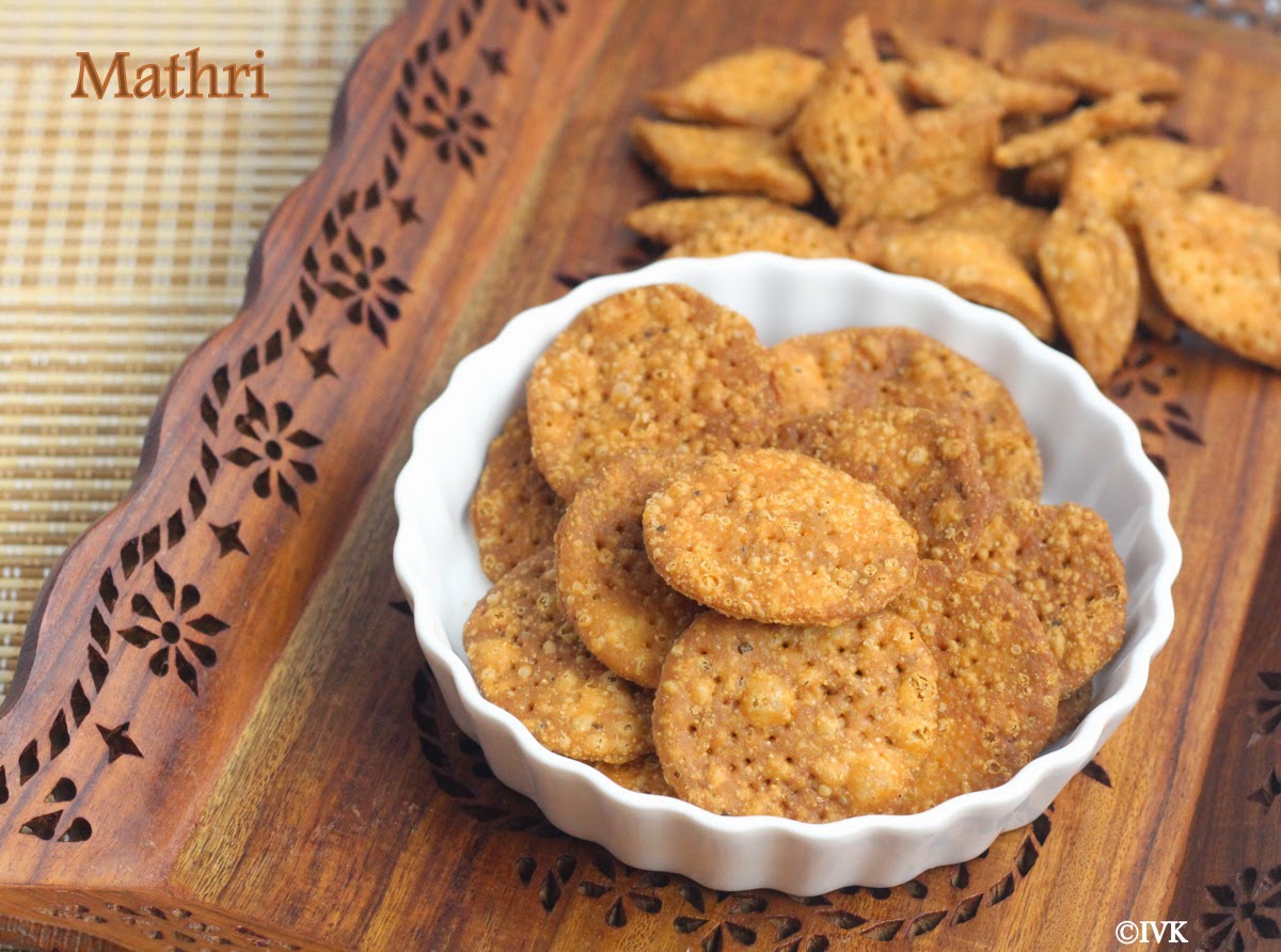 IndianVegKitchen: Mathri | Maharashtrian Mathri | Snack Recipe