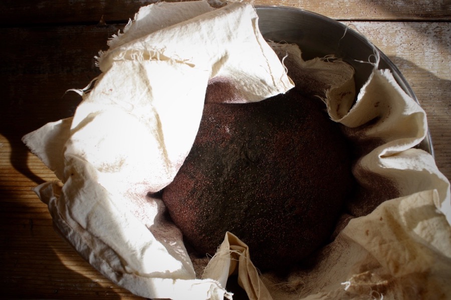 Girl Meets Rye : Squid Ink Bread (and hello...)