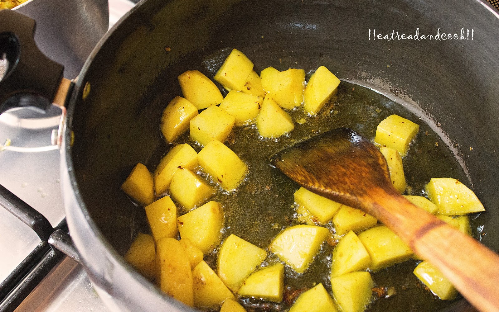 Doi Fulkopi / Cauliflower in a creamy yogurt sauce