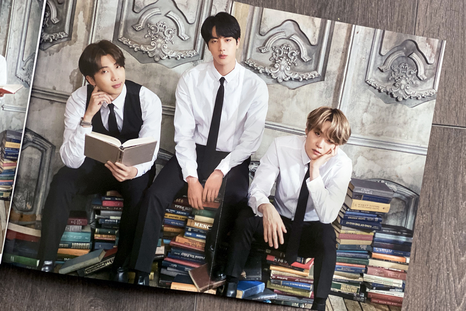 Unboxing: BTS Global Official Fanclub ARMY Membership Kit 2020 ...