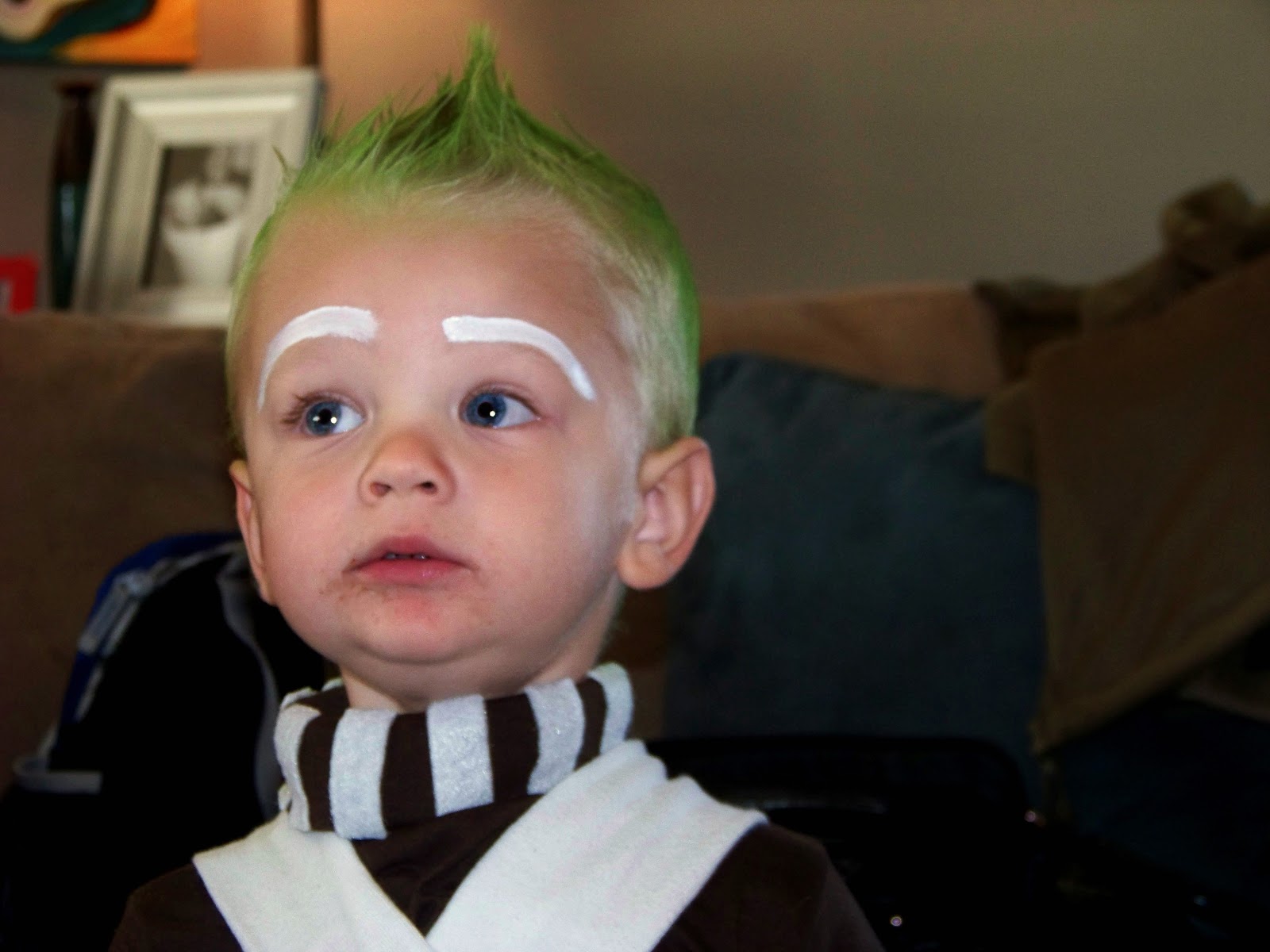 Life's Sweetest Little Blessings: DIY- Oompa Loompa