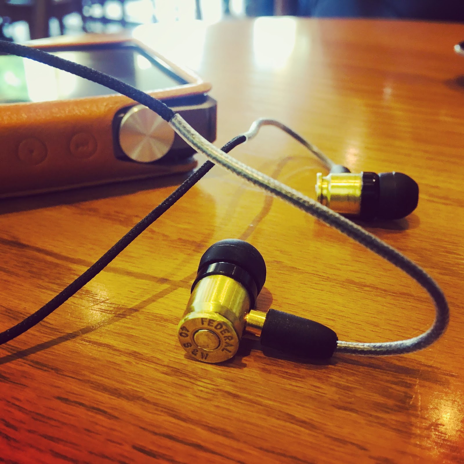Double Tap Audio R2 earphones review - expatinjapan