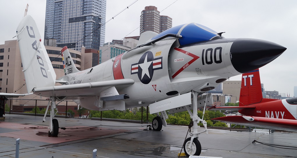 Plastic Models on the Internet: Aircraft walkaround vol.82: McDonnell ...