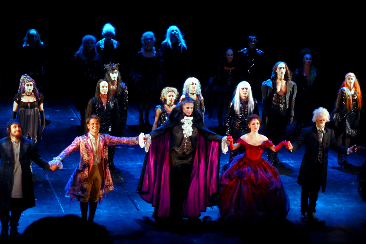 Madame Macabre: El baile de los vampiros: el musical.