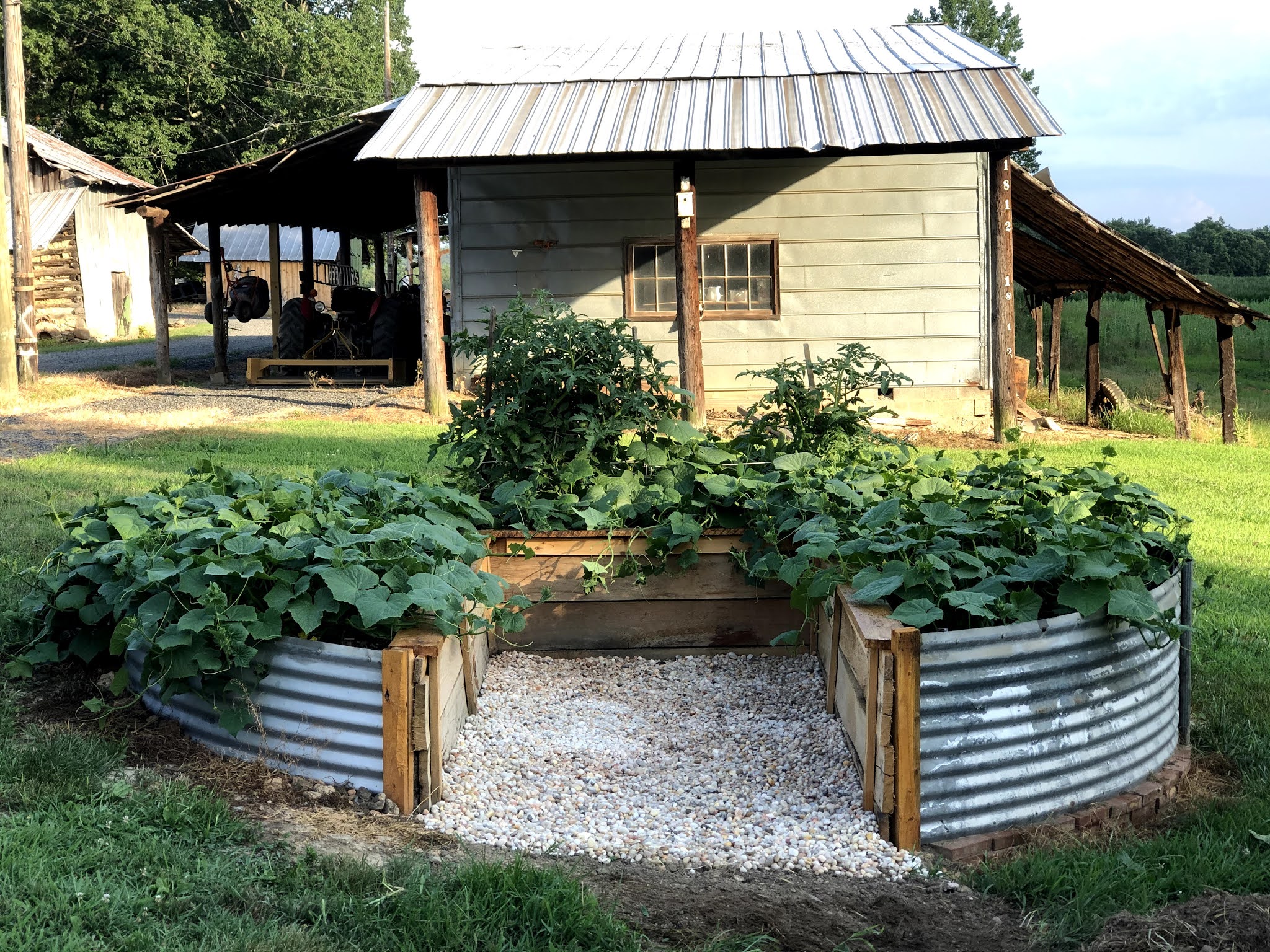 The Cozy Homestead: Raised Bed- Grain Bin Style