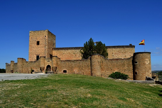 Castillos y fortalezas: Castillo de Pedraza (Segovia)