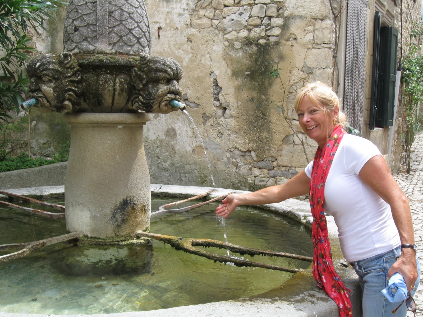 French Odyssey: 5 June - Sablet, Seguret & Breakfast cereals Scorpions