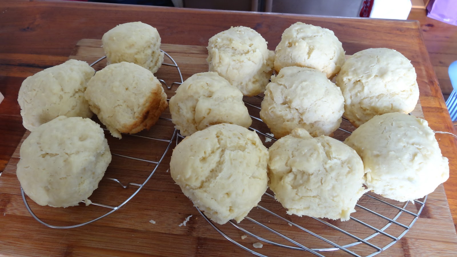 leftleg designs: Stove top Scones - Chef's Toolbox Saute Pan