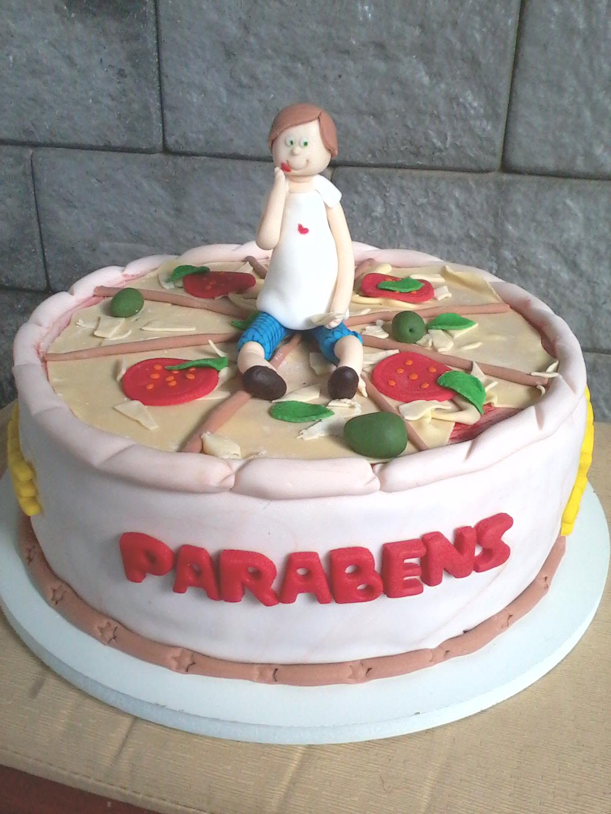 Carla Sartori: Bolo para viciado em pizza