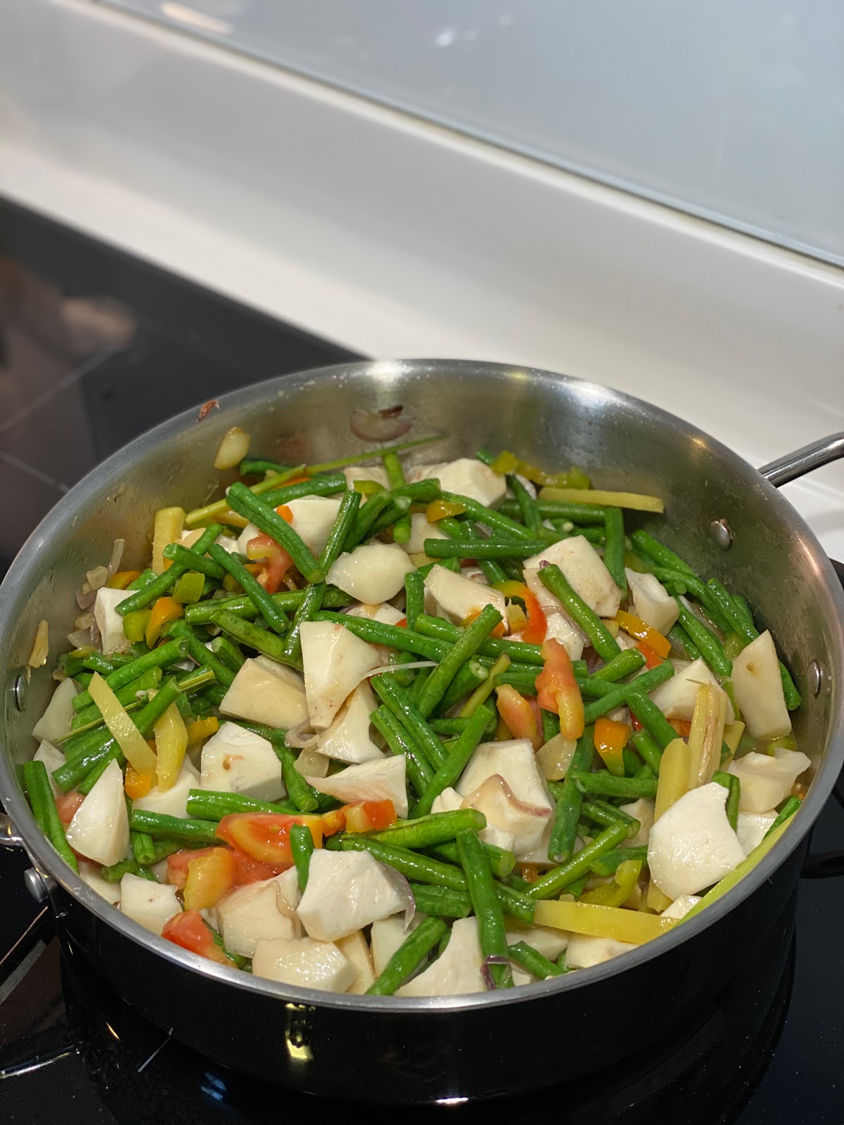 Ginataang Lutya with String Beans and Alugbati