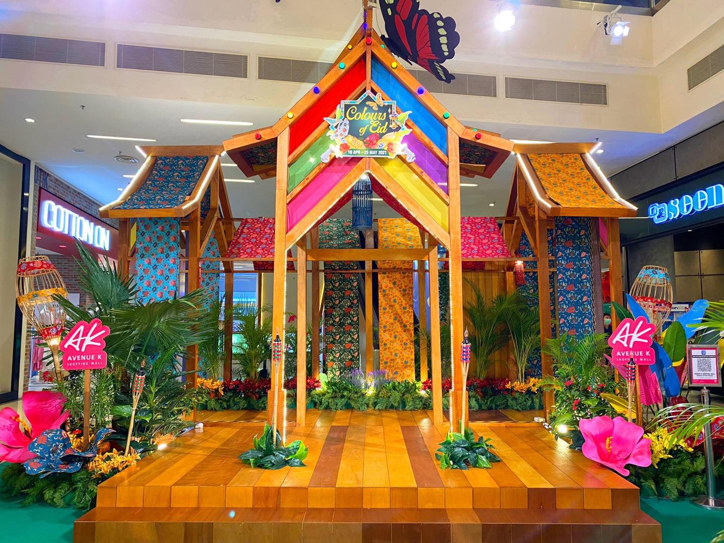 10 Deko Raya Shopping Mall Utama Malaysia 2021, Meriah Bak Ang!