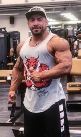 world bodybuilders pictures: Peru bodybuilder Mijail Barak