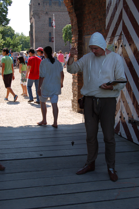 St. Thomas guild - medieval woodworking, furniture and other crafts ...