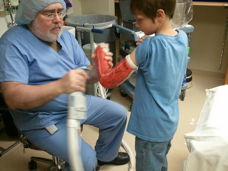 Many in the Manse: Matthew's cast removal