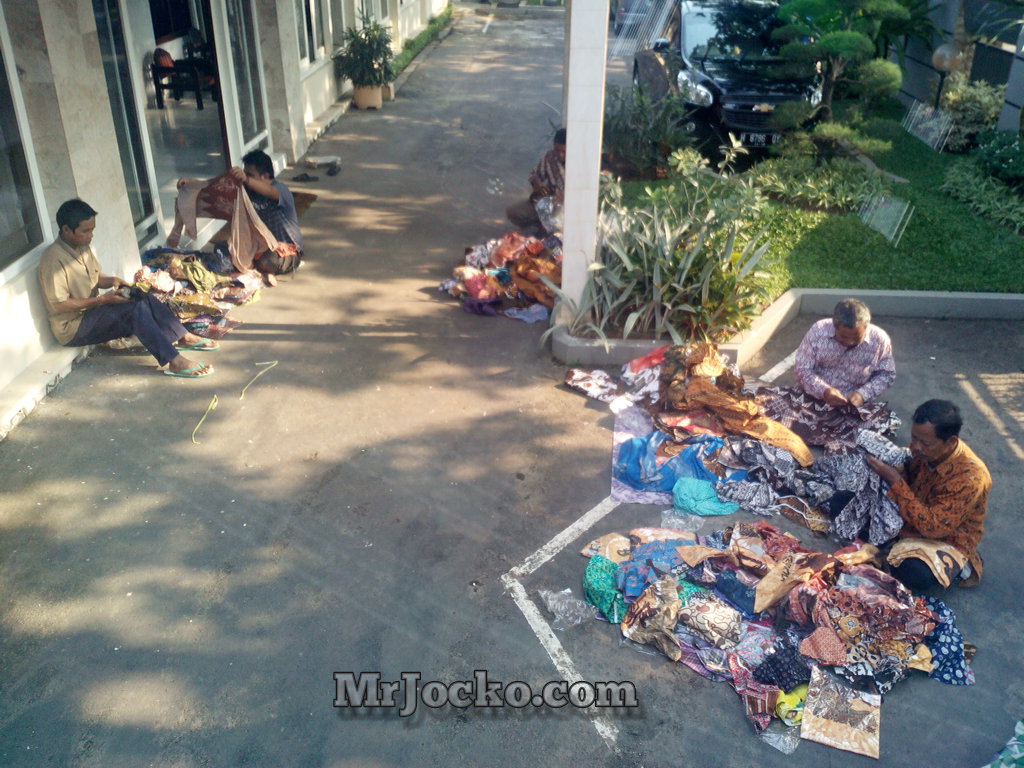 Orang Jawa Memang Rajin Bekerja