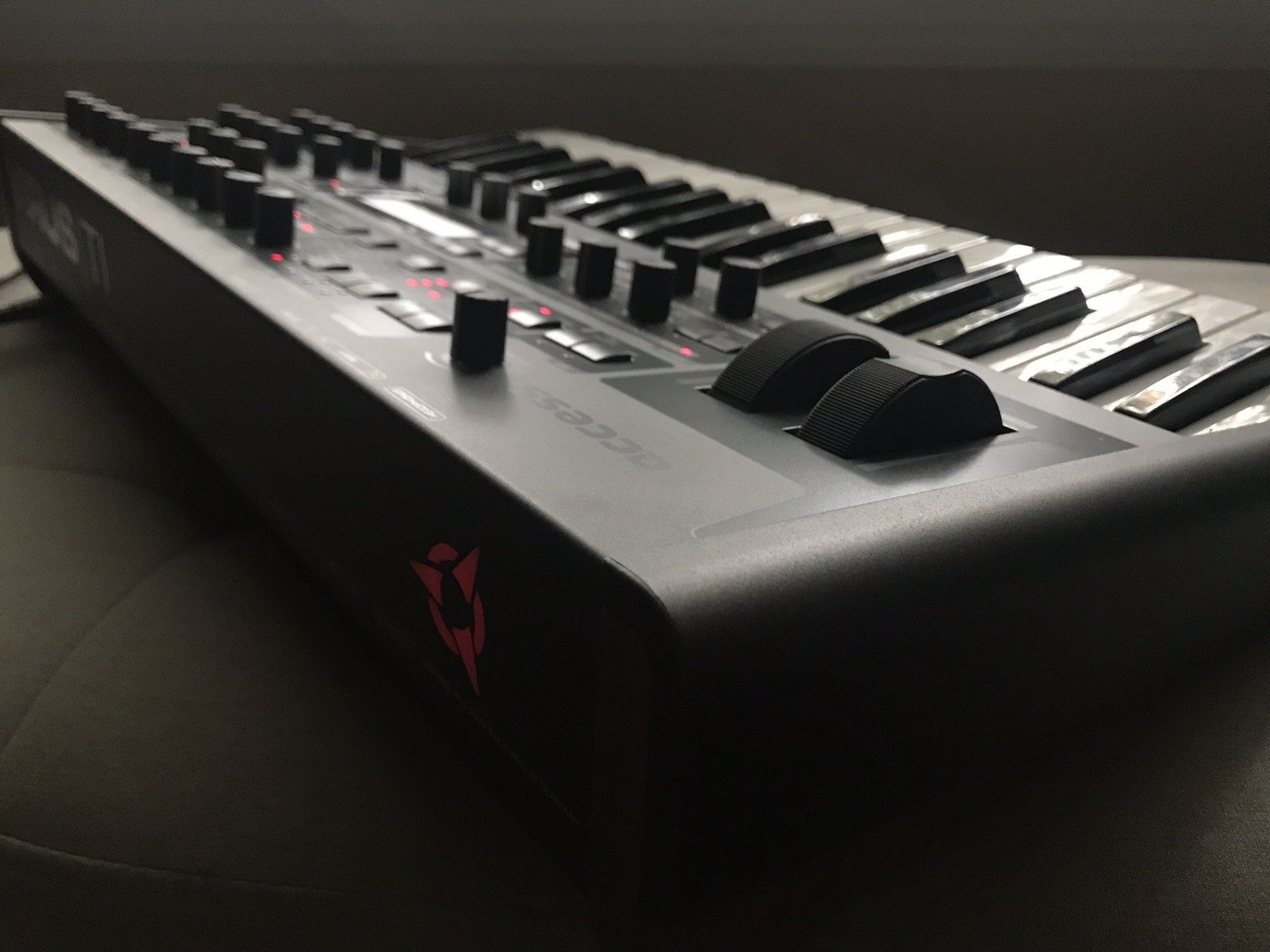 MATRIXSYNTH: ACCESS VIRUS TI2 POLAR DARKSTAR LIMITED EDITION KEYBOARD ...
