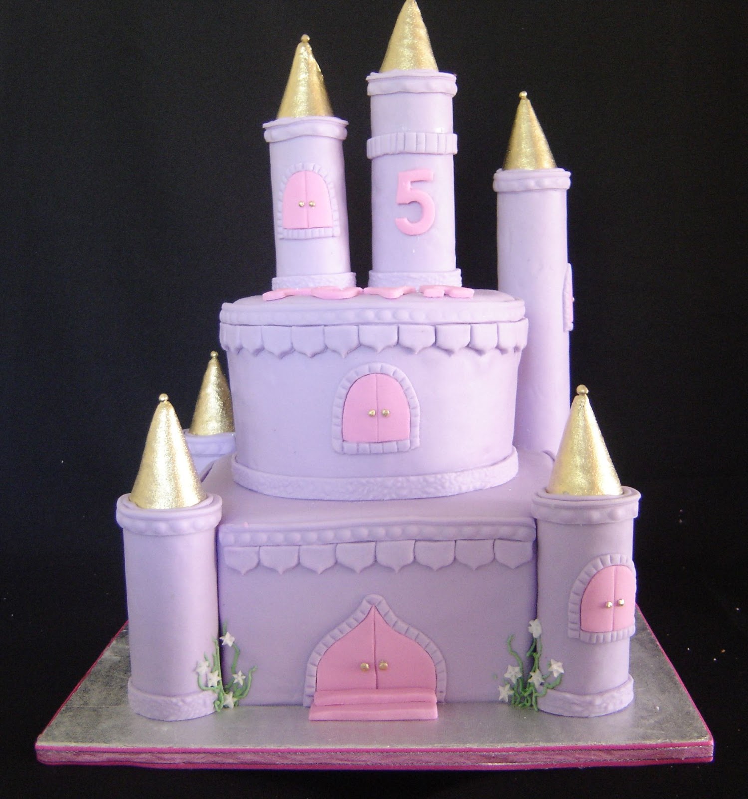 Cake till u drop: Princess Castle cake