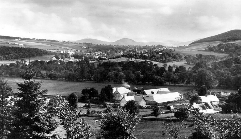 Tour Scotland: Old Photographs Of Strathpeffer Scotland