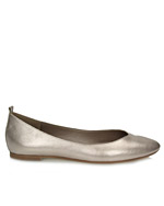 Subtelna biel - Minimalissmo. Blog modowy