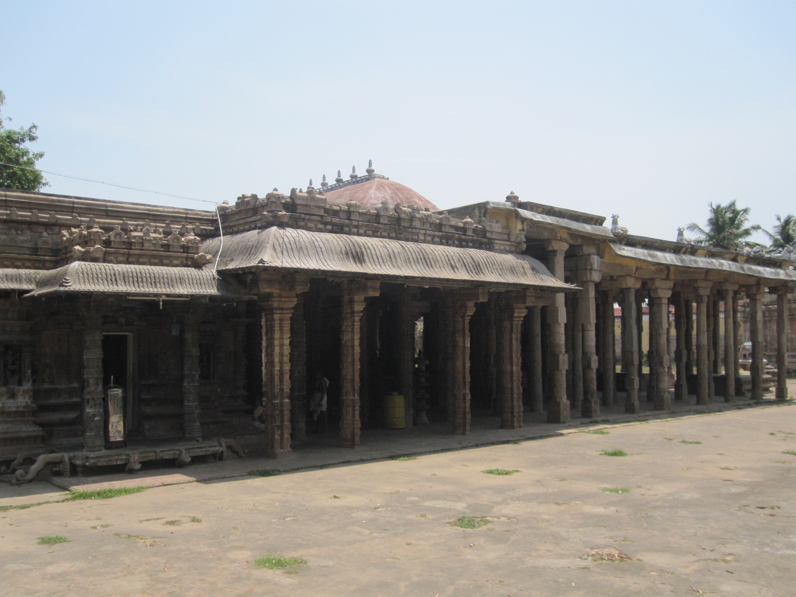 The Great Living Chola Temples