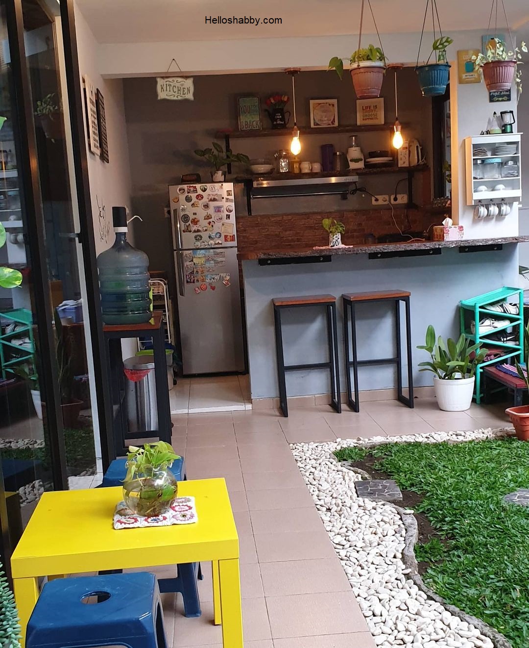 6 Contoh Desain Dapur Terbuka Di Sisa Lahan Belakang Rumah ...