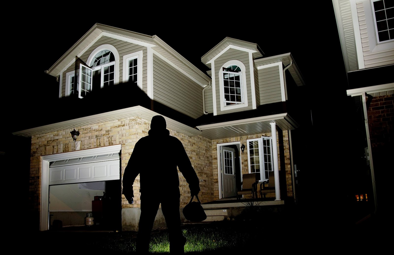 Inside the Criminal Mind: How to secure your house with Mr. Mohammed AlQadi