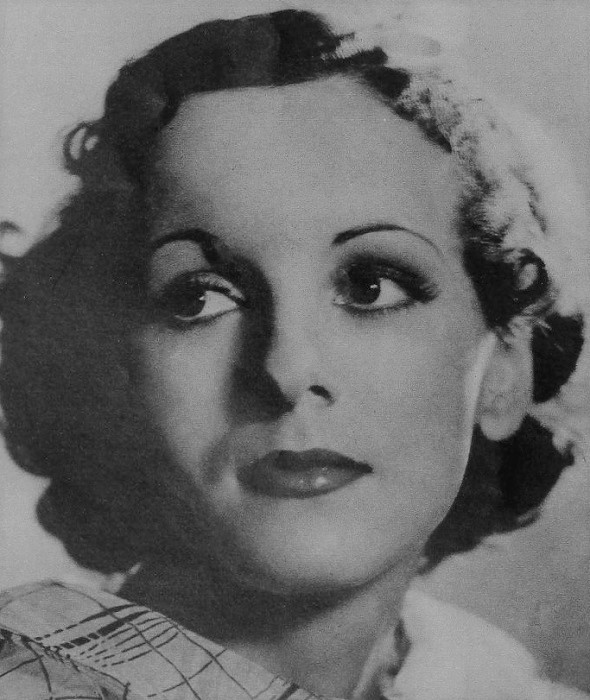 Mimi Doyle ~ The Beautiful Starlet