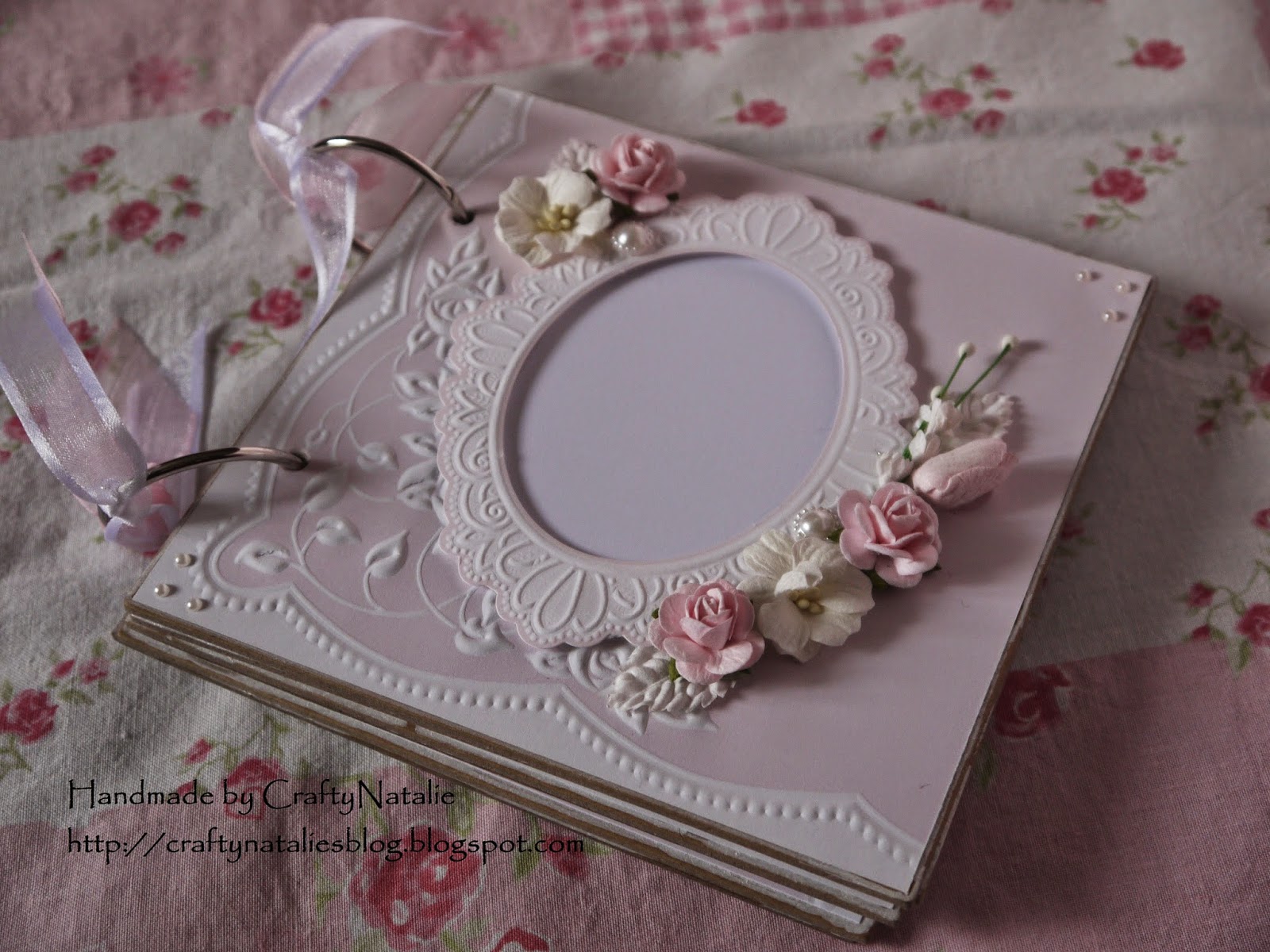 CraftyNatalie's Blog!: 6x6 wedding Mini book