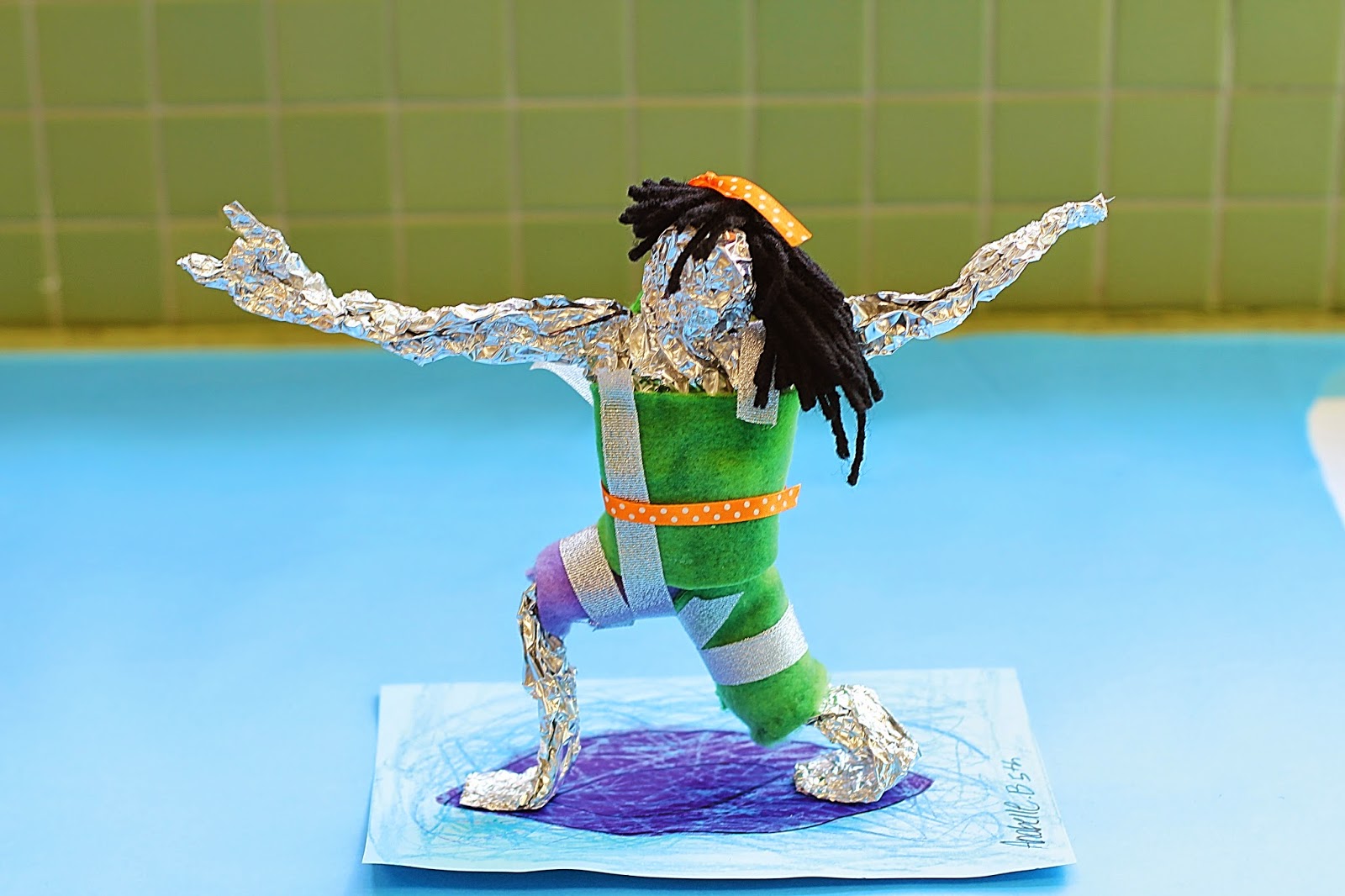 smART Class: Foil People Sculptures