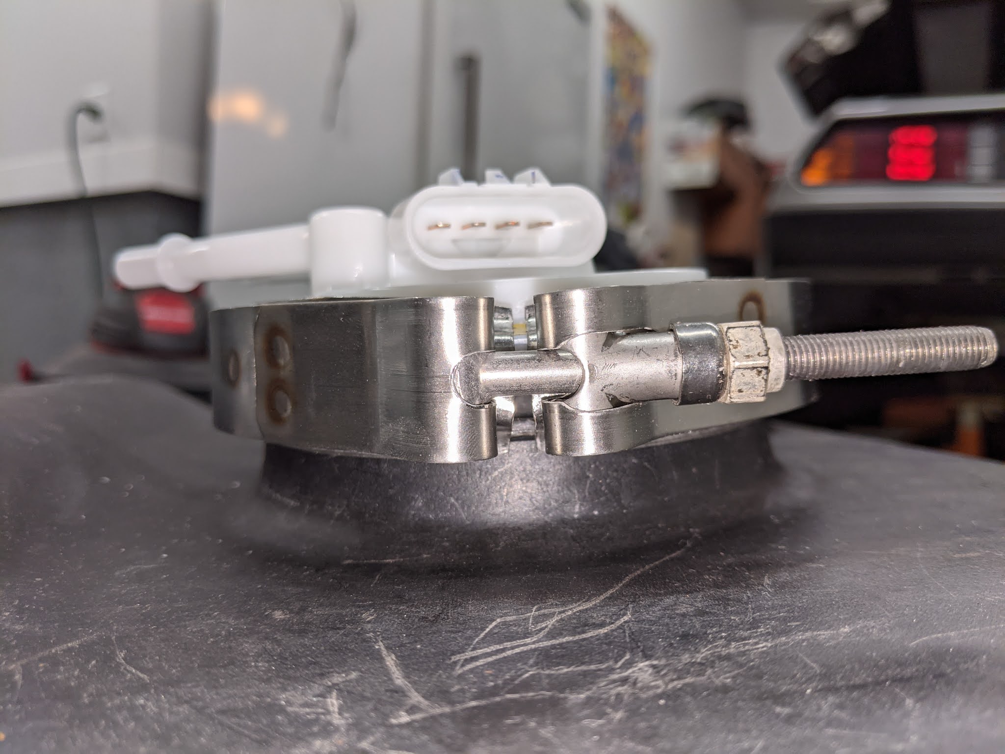 My DeLorean Blog: Installed modern DeLorean fuel pump